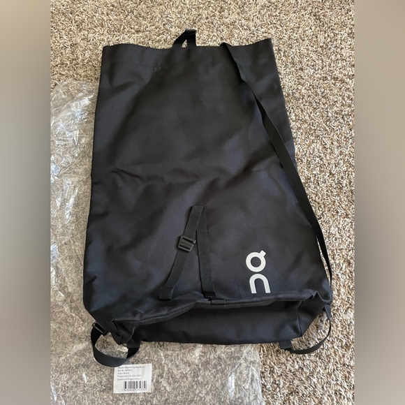 On Running | Bags | New On Cloud Black Backpack Large | Poshmark